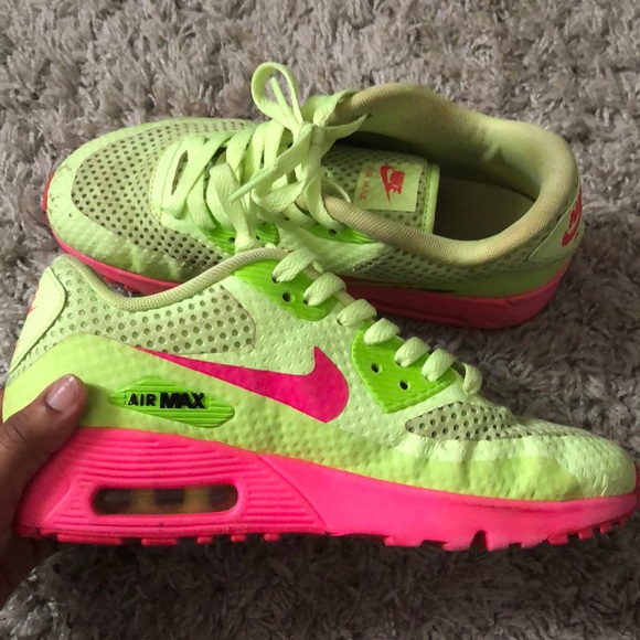 Nike | Shoes | Nike Air Max Girls 45 | Poshmark